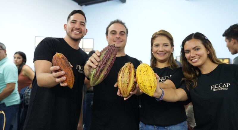 Crean la primera Asociación de Cacao Fino y Chocolate de Panamá, FICCAP ...